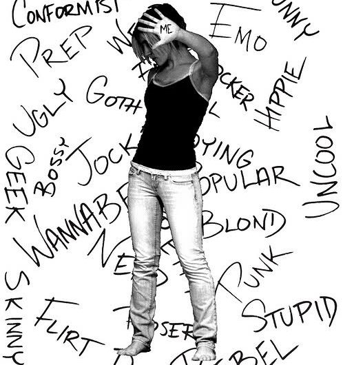 THE MOST DANGEROUS MANIPULATION - Labeling Theory - Human Behavior Lab